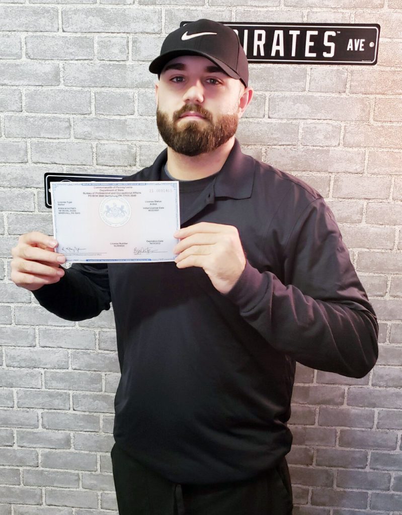 Ryan Novotney Applause - Herald-Standard